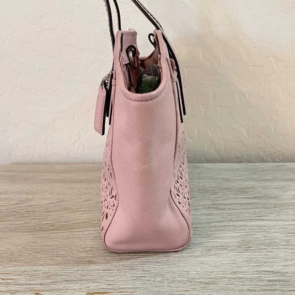 Coach | Bags | Coach Taylor Bette Mini Tote Crossbody Strap Pink Eyelet ...